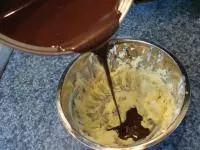 Pariser Creme mit Schokolade • Rezept | weltinmir.de