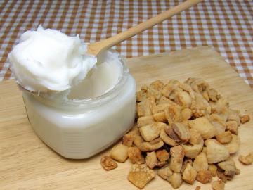 Hausgemachter Schweineschmalz und Grieben • Rezept | weltinmir.de