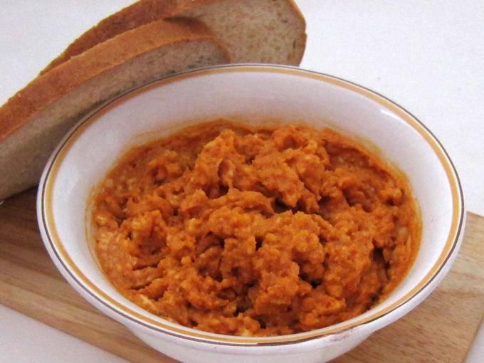 Bierkäse-Brotaufstrich • Rezept | weltinmir.de